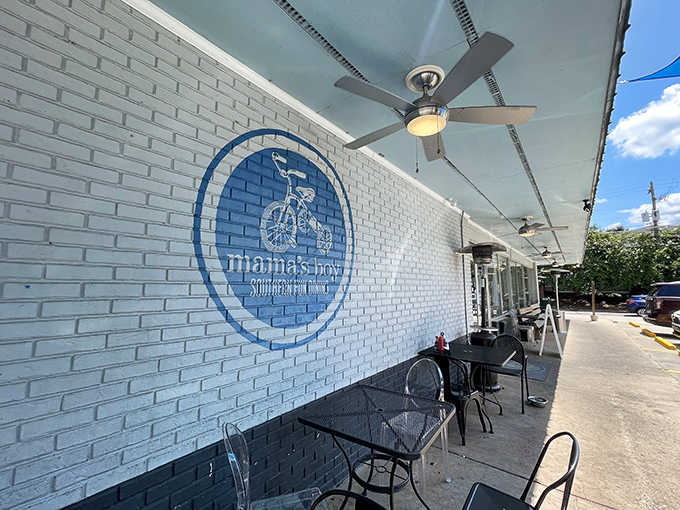 That white brick exterior and cheerful logo practically whisper "come on in, breakfast is waiting for you."