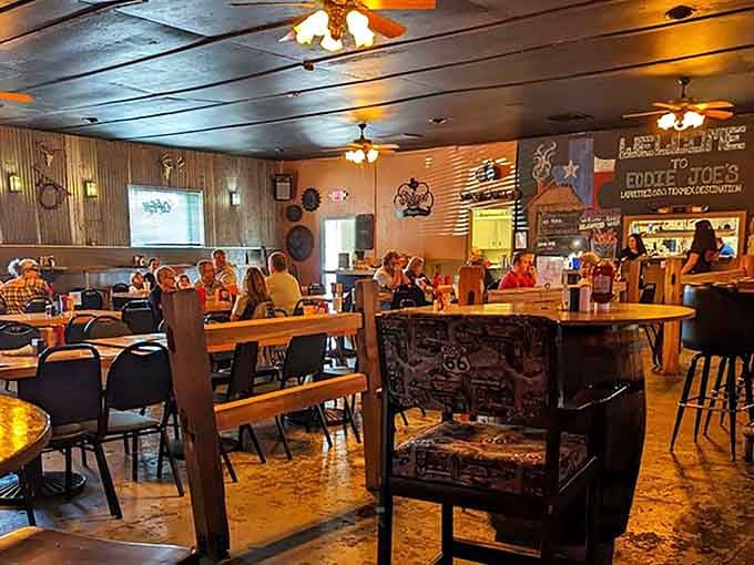 That Texas roadhouse vibe hits you the moment you walk in, complete with corrugated metal and good vibes.