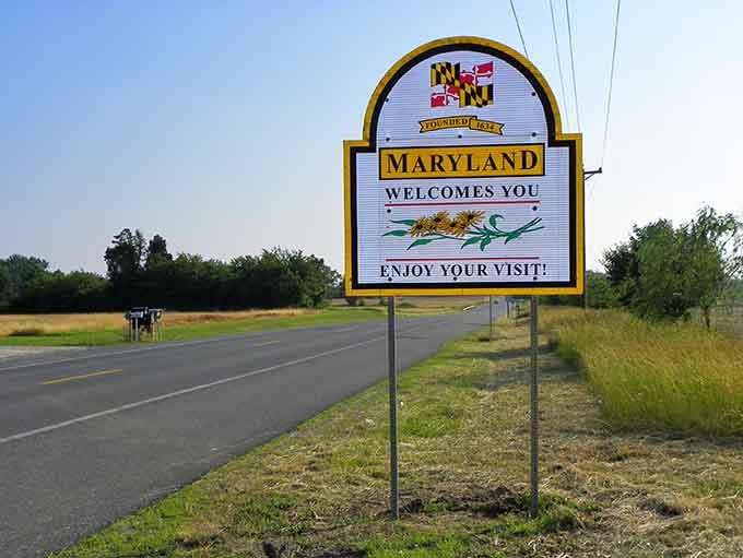 That iconic welcome sign hits different when you've been away, doesn't it?