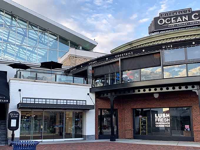 That Art Deco signage isn't just decoration&mdash;it's a promise that something special awaits inside this landlocked seafood palace.