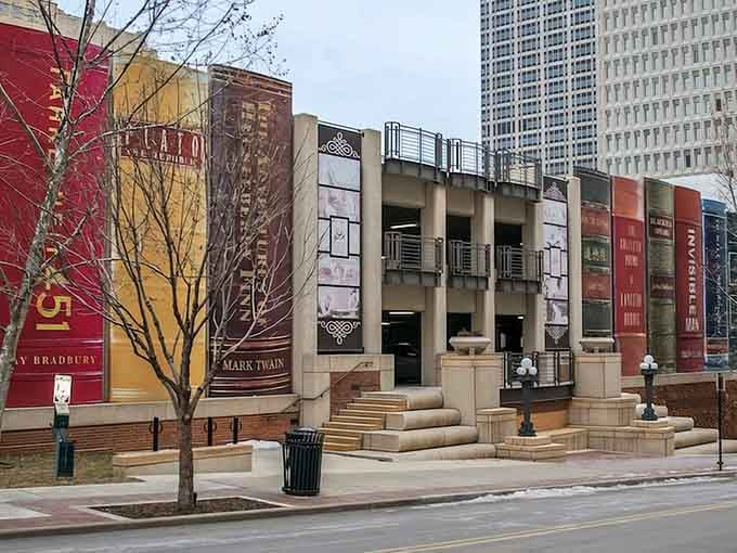 Each massive spine stands 25 feet tall, making your favorite novels larger than life in downtown Kansas City.