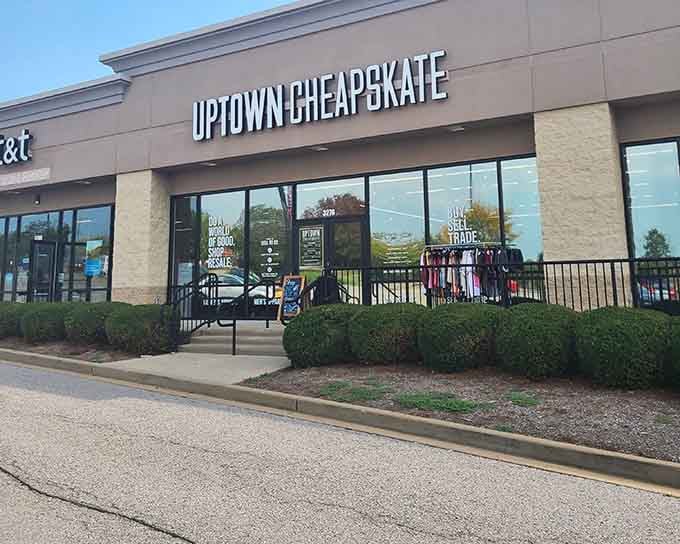 That storefront practically glows with promise, like a beacon calling bargain hunters from across the Show-Me State.