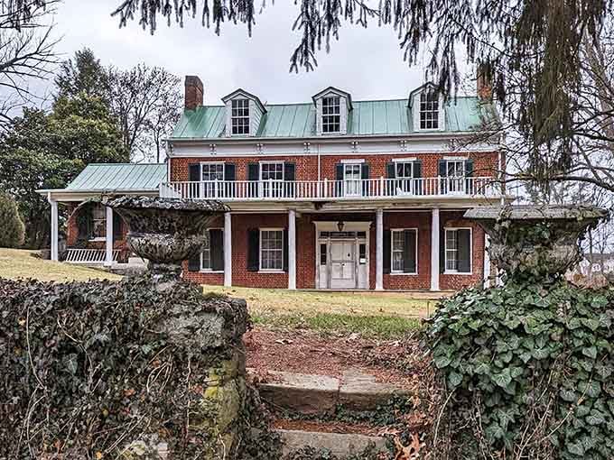 The brick facade and colonial architecture stand as proud reminders of America's fight for independence in 1780.