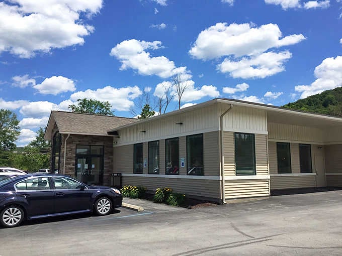 Stone and beam architecture welcomes you to pie paradise where homemade dreams come true daily.