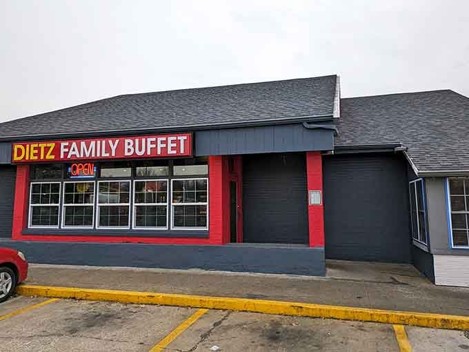 When a restaurant looks this inviting from the outside, you know good things are waiting inside.