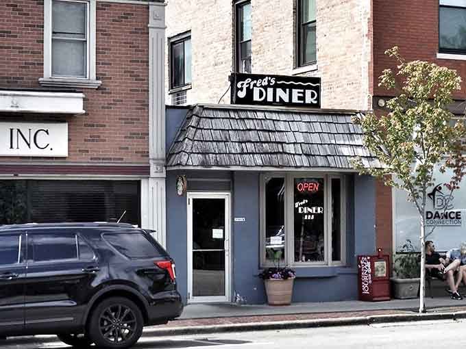 The tiny storefront proves good things come in small packages, especially when those packages contain exceptional diner food.