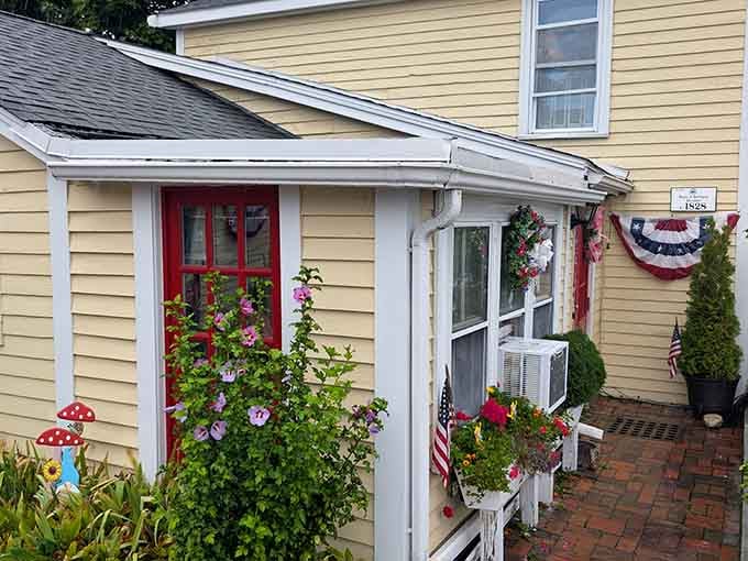 When a restaurant looks this inviting from the outside, you know the food inside is going to be even better.