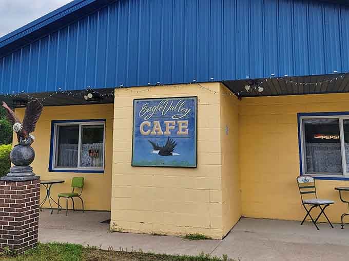 That cheerful yellow exterior isn't just paint, it's a beacon of hope for hungry travelers along the Mississippi.