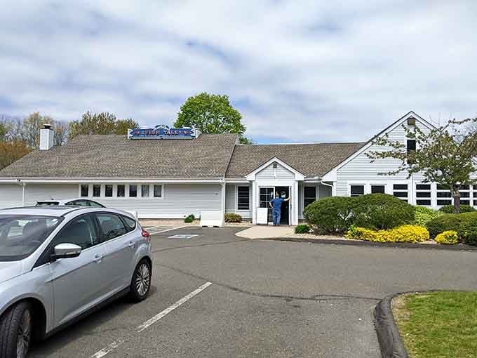 That classic New England charm isn't just for show—it's been welcoming hungry shoreline visitors for over four decades.