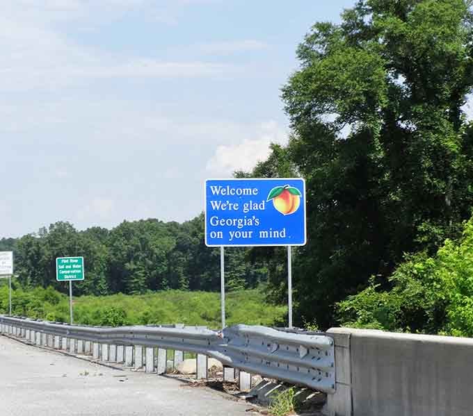 Ray Charles knew what he was singing about when this friendly blue beacon appeared on the horizon.