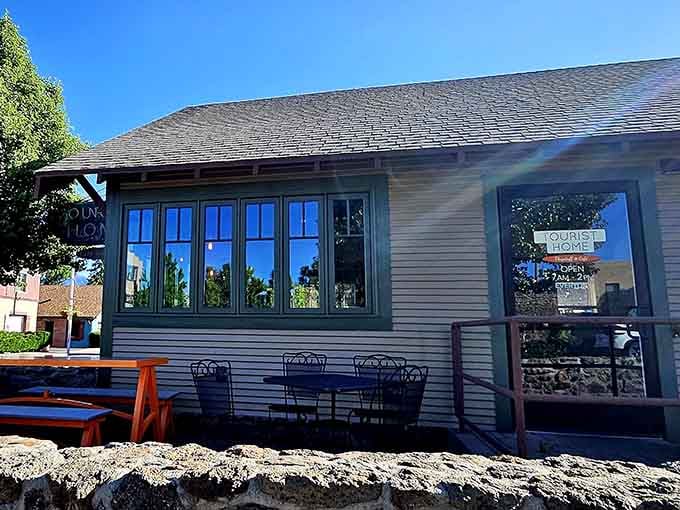 That classic 1920s charm hits different when there's breakfast waiting inside those historic walls.