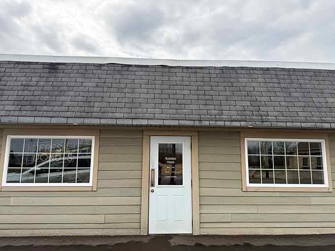 That unassuming cream-colored building holds more breakfast magic than you'd ever guess from the curb appeal alone.