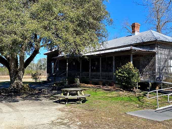 This weathered beauty has been serving up smoky salvation to barbecue pilgrims for generations of hungry South Carolinians.