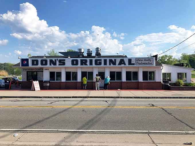 That classic roadside architecture tells you everything you need to know: real food, real people, real good times ahead.