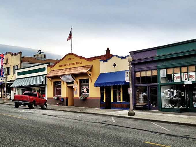 Those colorful storefronts aren't just pretty faces&mdash;they're treasure chests waiting to reveal their vintage secrets to you.