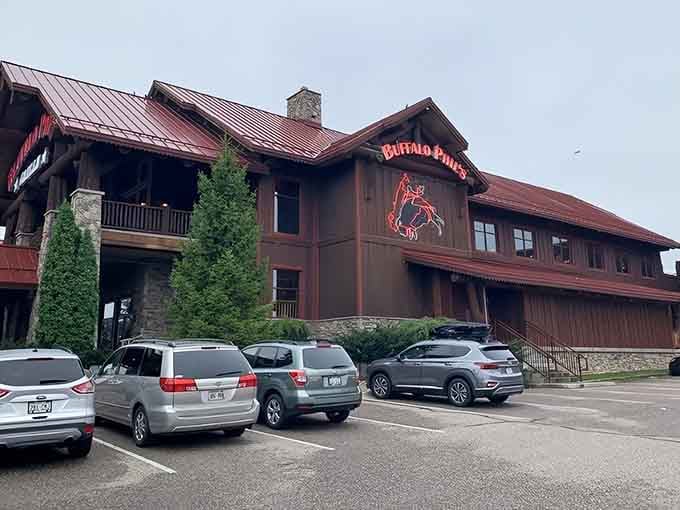 A full parking lot at lunchtime tells you everything you need to know about what's waiting inside.