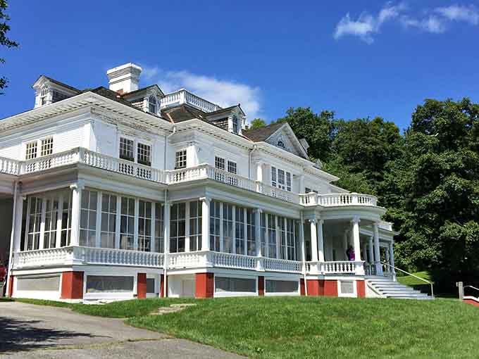 This gleaming white mansion proves that some people really knew how to do "summer home" right.