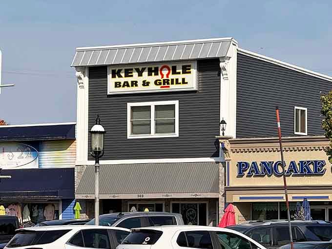 The Keyhole doesn't need a fancy facade when the whitefish inside speaks louder than any architectural flourish ever could.