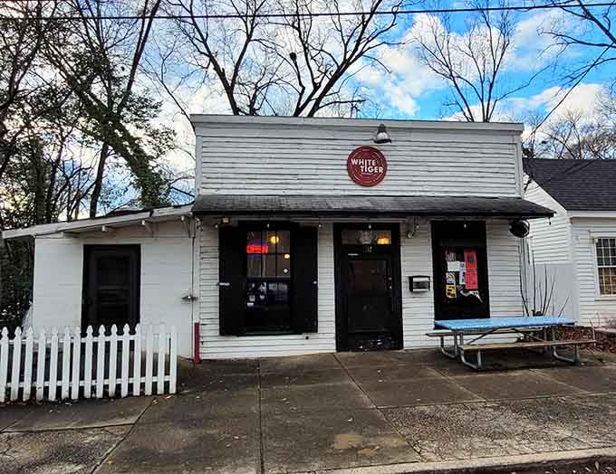 Even more outdoor seating means you can enjoy your meal surrounded by nature and fallen leaves aplenty.