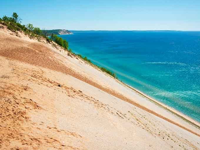 That moment when Michigan decides to cosplay as the Sahara, and honestly, it's nailing the audition.