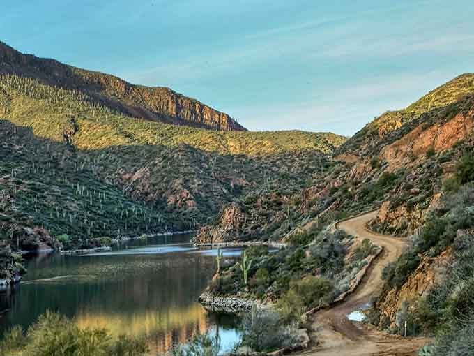 That golden centerline pointing toward distant mountains is basically Arizona saying "follow me, trust me, you'll thank me."