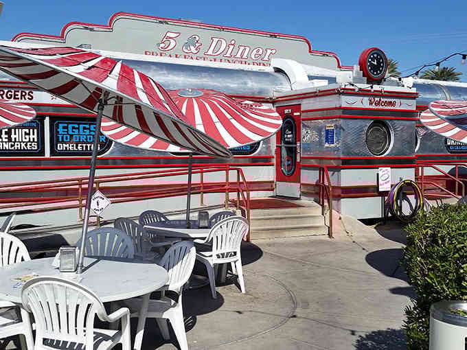 That gleaming chrome exterior isn't just decoration, it's a promise of the deliciousness waiting inside.