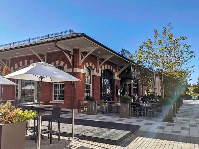 The exterior promises comfort food adventures, and trust me, it delivers on every delicious word of that promise.