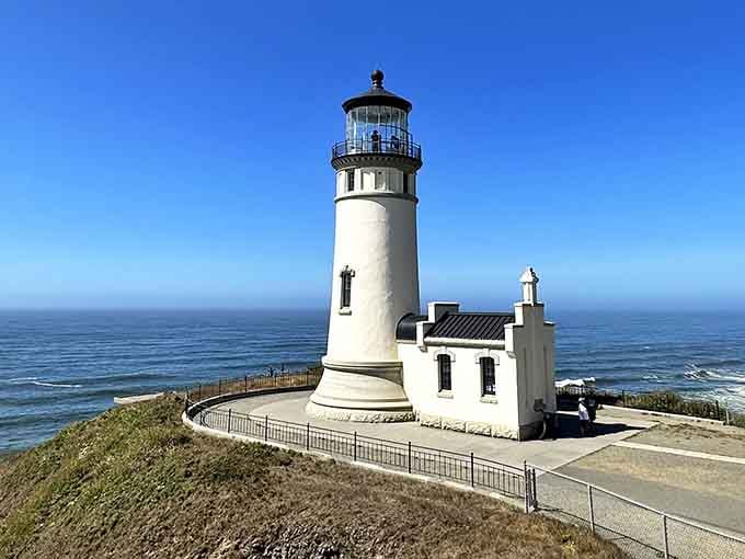 Standing sentinel over the Pacific since 1898, this beauty still knows how to make an entrance.
