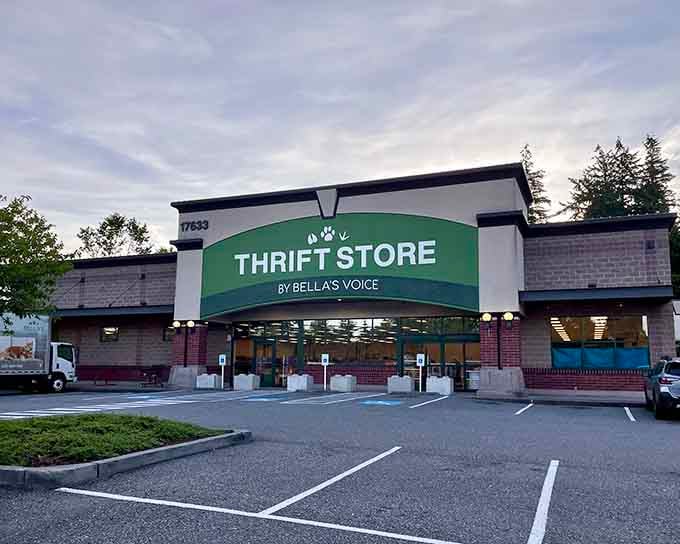 The green sign beckons like a beacon of bargain-hunting hope in the Lynnwood landscape.