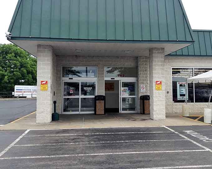 The entrance feels simple and straightforward, but it opens the door to a surprisingly vast shopping experience inside.