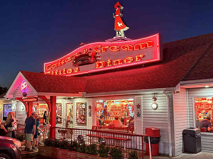 When the sun sets and those neon lights fire up, this diner transforms into a beacon of happiness visible from space.