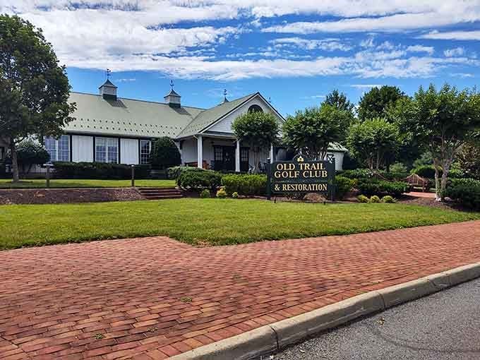 When the sky cooperates and the grounds look this good, you know you've made the right brunch decision.