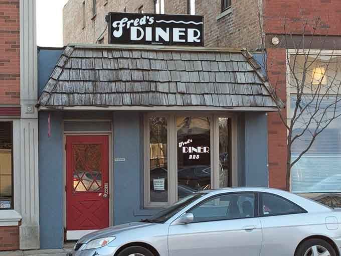 The tiny storefront proves good things come in small packages, especially when those packages contain exceptional diner food.