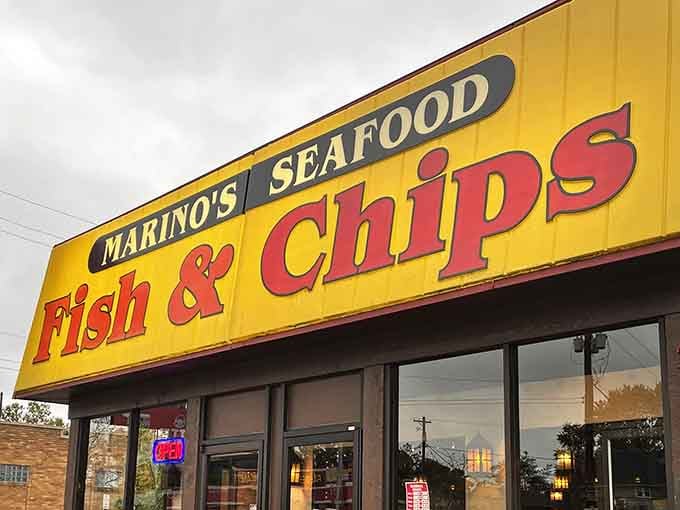 That yellow and red sign isn't subtle, and honestly, when your fish is this good, why whisper?