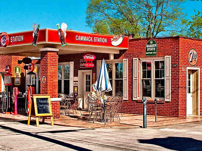 That red brick exterior isn't just charming&mdash;it's a time portal disguised as a restaurant you'll want to visit daily.