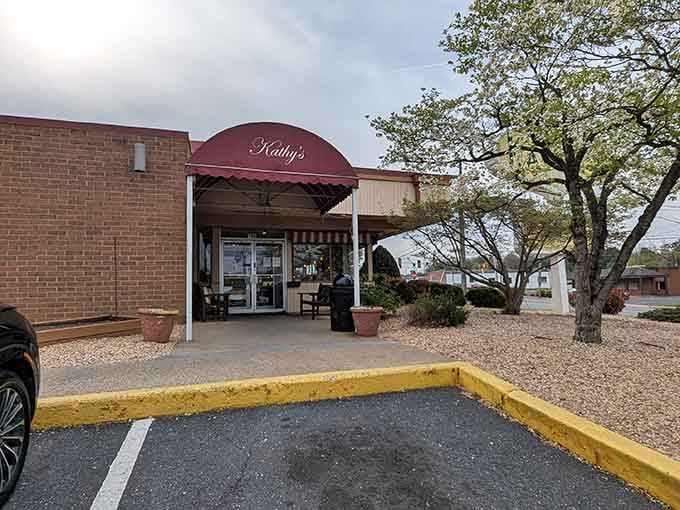 1. this retro virginia diner has been serving the fluffiest pancakes since 1986