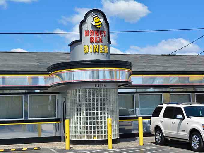 That gleaming chrome exterior isn't just pretty, it's a beacon calling you to breakfast glory.