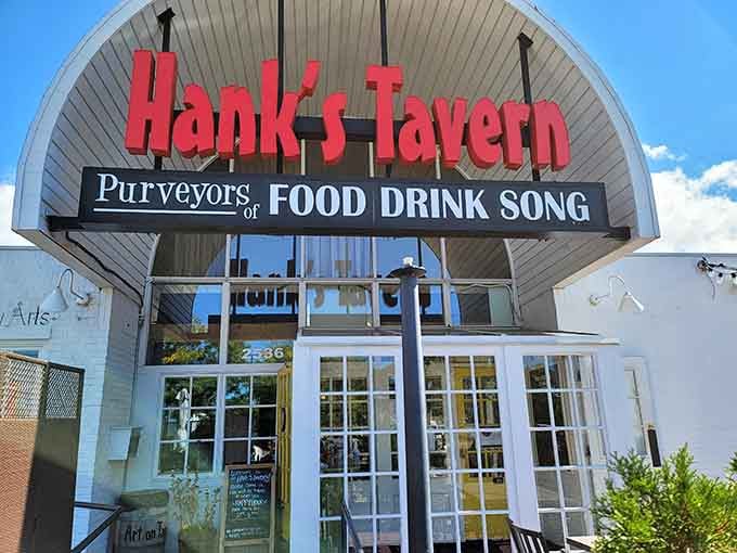 The distinctive curved roofline makes Hank's easy to spot, like a beacon calling hungry travelers home.