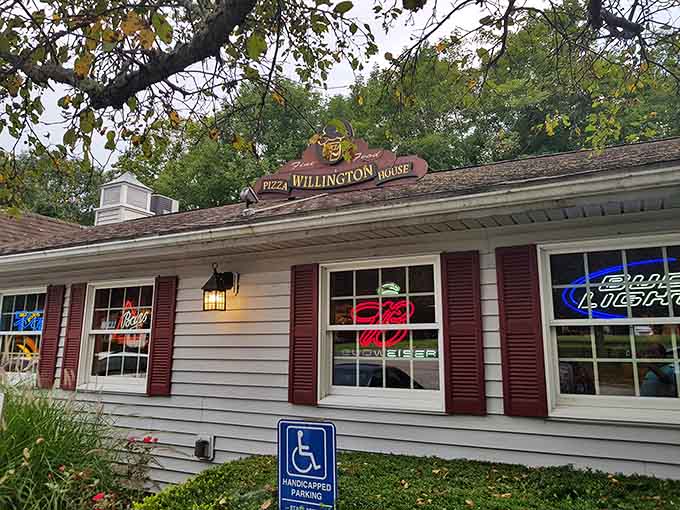 The kind of unassuming roadside spot where national award-winning pizza happens when you least expect it.