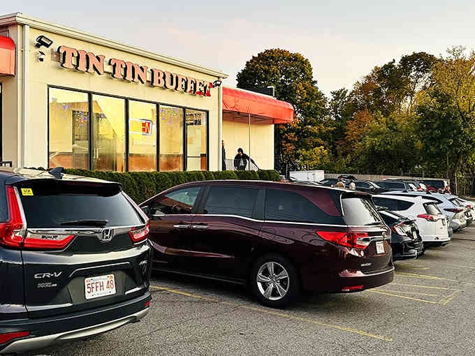 When the parking lot looks like this, you know the locals have spoken and the verdict is delicious.