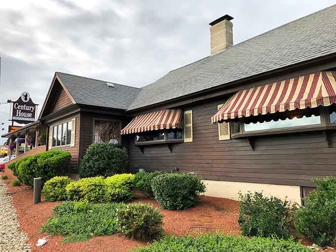 Those red and white striped awnings aren't just charming&mdash;they're your first clue that serious seafood awaits inside.