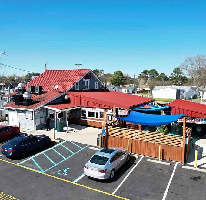 That distinctive red roof isn't just for show, it's like a beacon calling seafood lovers home.