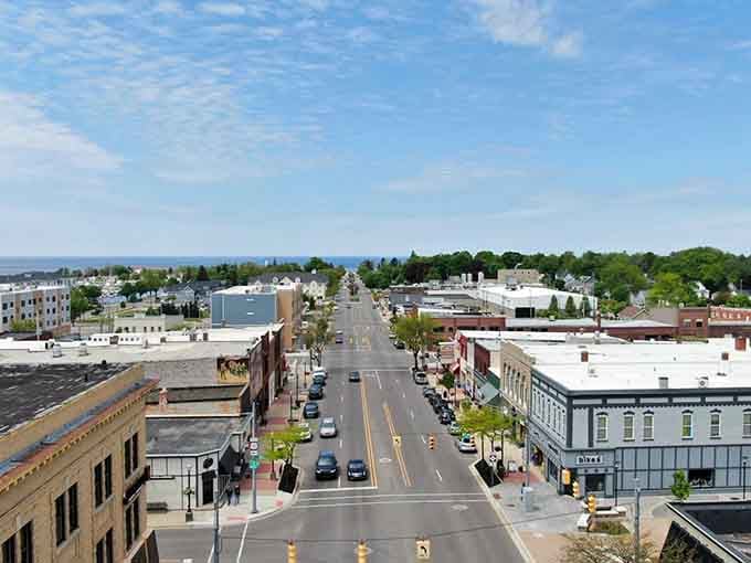 That straight shot to Lake Michigan tells you everything: this town knows where it's going and doesn't apologize for it.