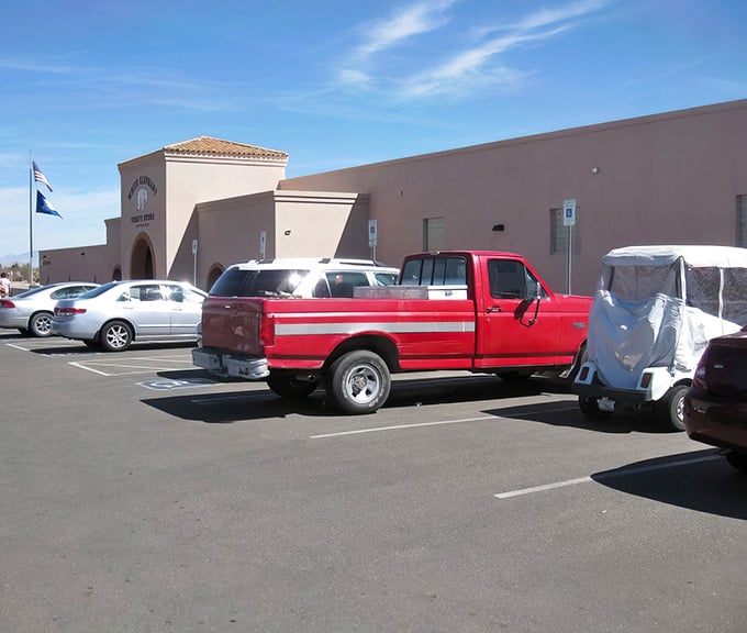 The exterior promises adventure, and that parking lot full of treasure hunters proves it delivers every single time.