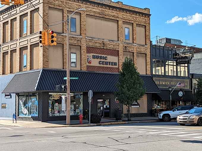 Downtown Bay City's historic architecture proves that lumber barons had seriously impressive taste in buildings and streetscapes.
