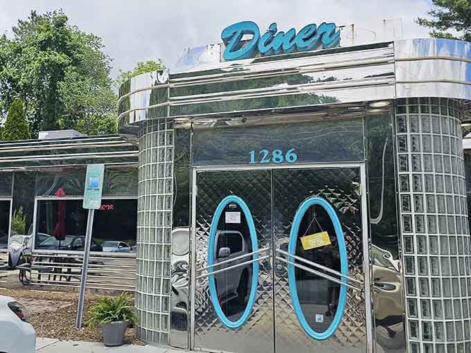 Retro chrome shines at Troy&rsquo;s 105 Diner in North Carolina, where classic American comfort food meets timeless roadside charm.