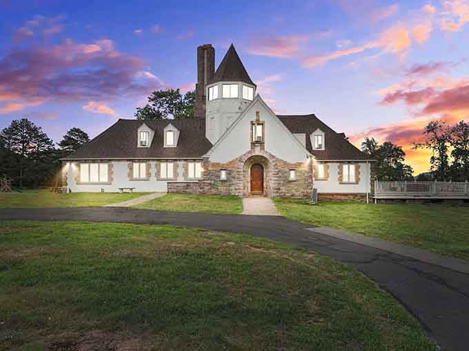 Your chariot awaits at this stunning castle where fairy tales meet the Pocono Mountains in spectacular fashion.