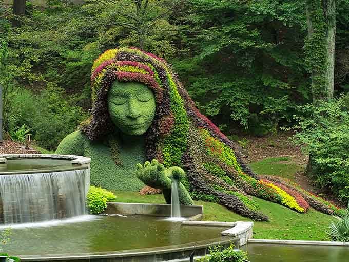 The Earth Goddess sculpture proves that Mother Nature has serious artistic talent and isn't afraid to show off.