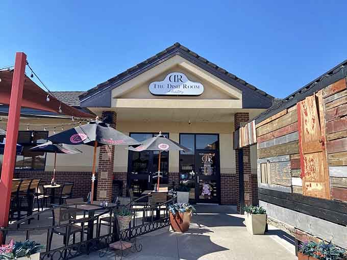 When the outdoor space looks this inviting, you know the food inside has to live up to expectations.