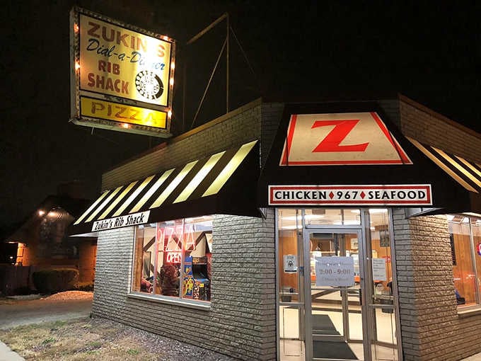 When the sun goes down, Zukin's lights up like a delicious promise you're absolutely going to keep.